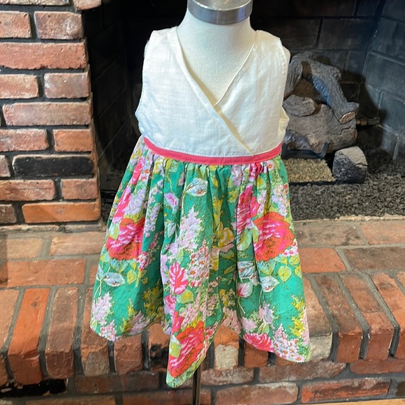 magpie & mabel | Dresses | Magpie Mabel Girls Floral Print Full Skirted ...